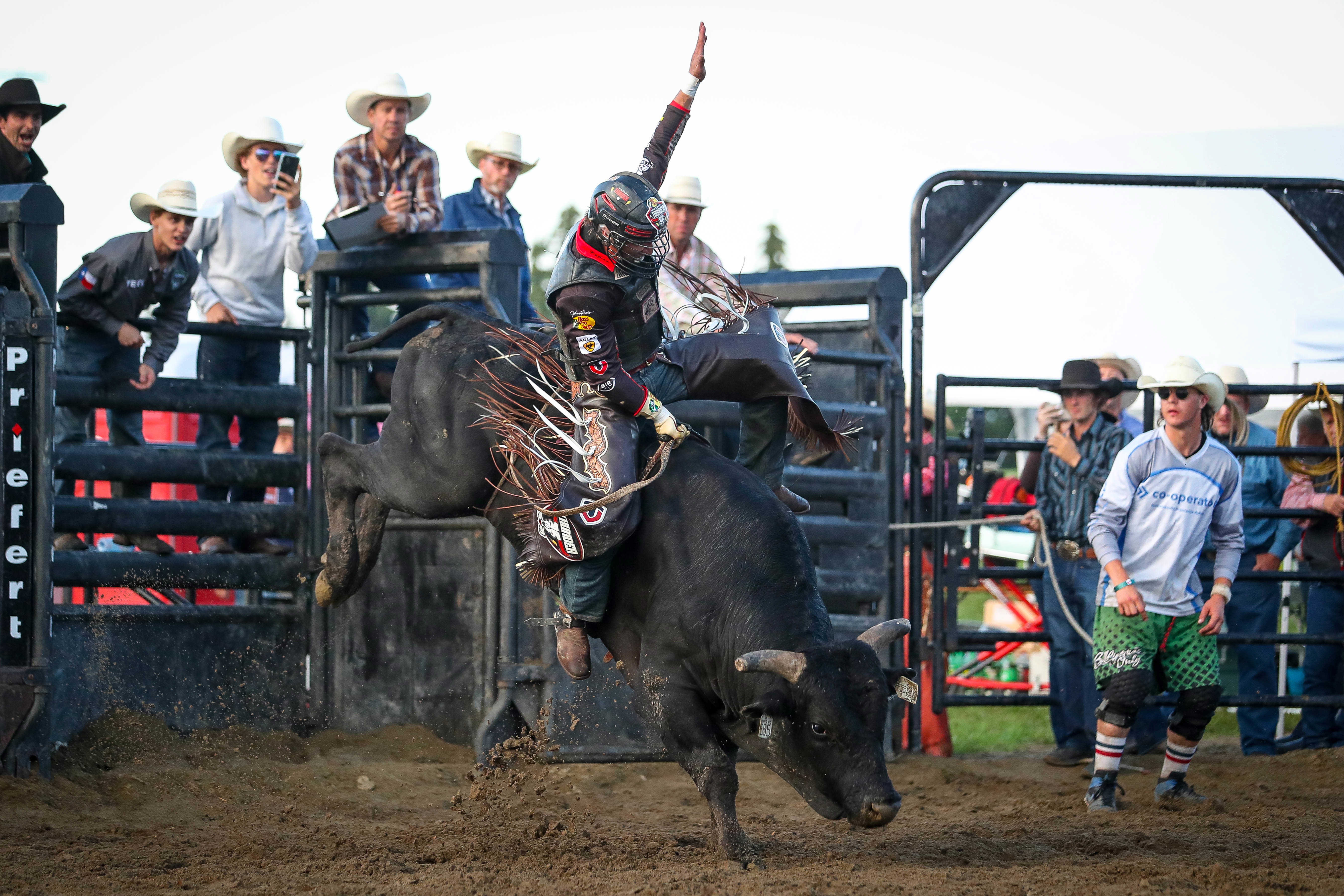 PBR | Missouri Thunder’s Callum Miller Wins PBR Canada Touring Pro ...